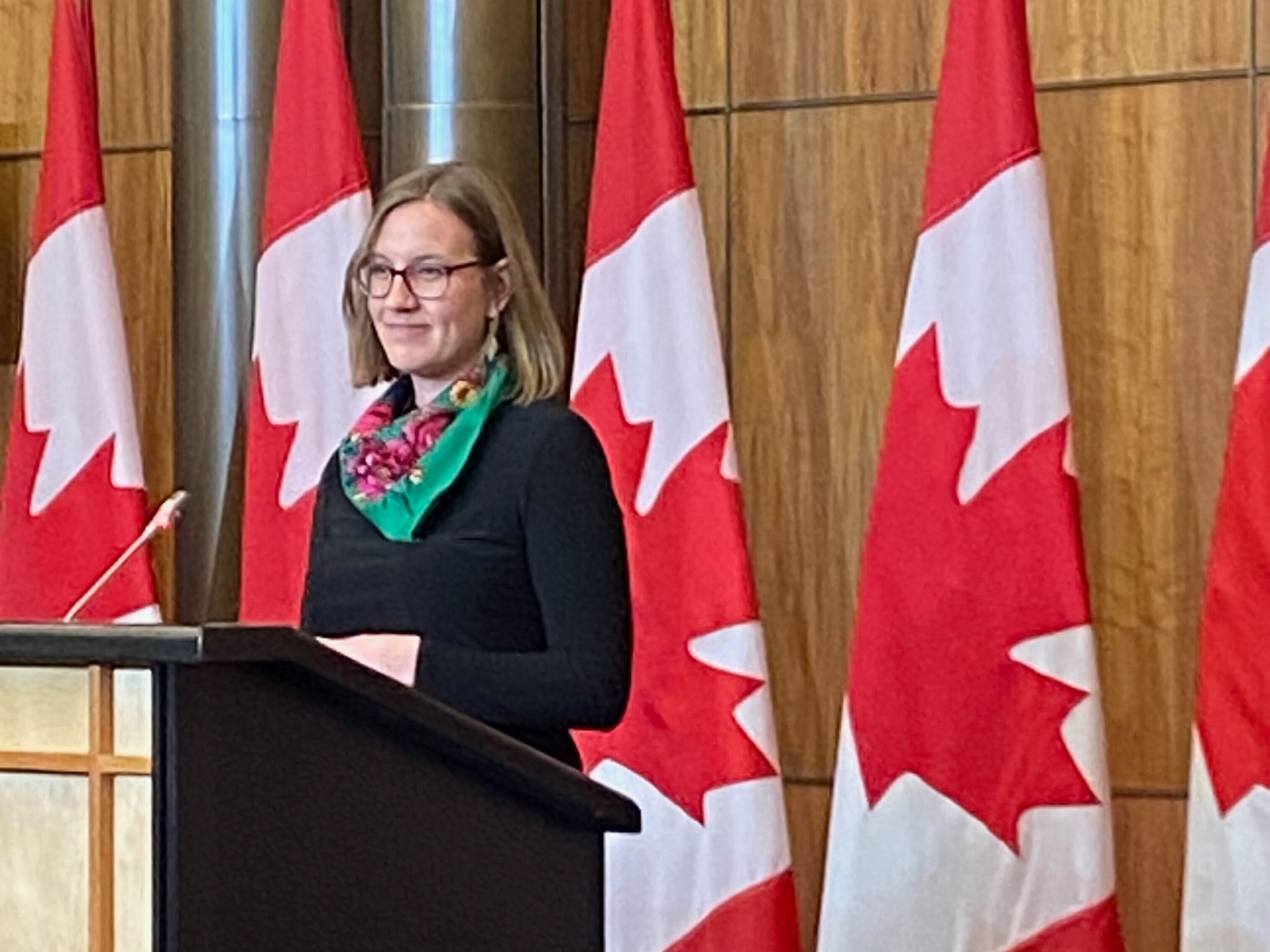 Le gouvernement du Canada présente un projet de loi visant à inscrire ...